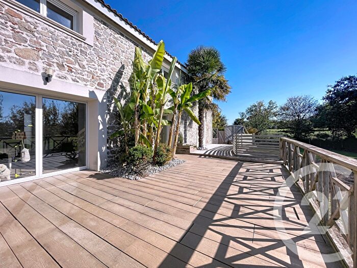 Maison à vendre - Vezins - 6 pièces - 4 chambres