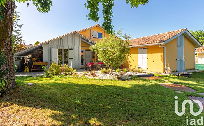 Maison à vendre - Cestas, Centre-ville, Bourg - 6 pièces - 4 chambres