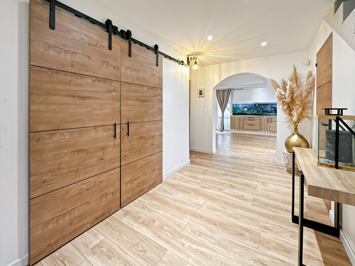 Maison 6 pièces à vendre à Saint-Denis-lès-Sens