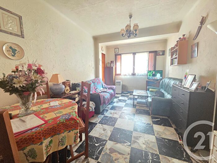 Appartement à vendre - Toulon, Saint-Roch - 3 pièces - 2 chambres