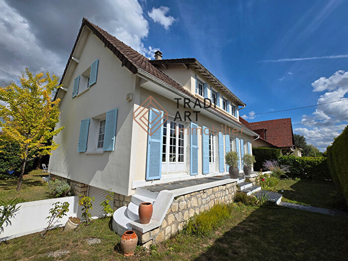 Maison à vendre - Sainte-Geneviève-des-Bois, Paul Vaillant Couturier - 9 pièces - 6 chambres