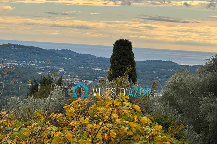 Maison à vendre - Grasse - 6 pièces - 3 chambres