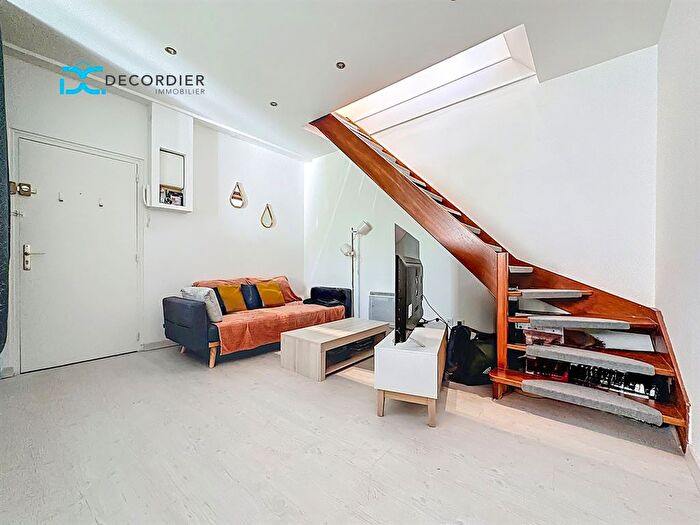 Appartement à vendre - Évian-les-Bains - 3 pièces - 2 chambres