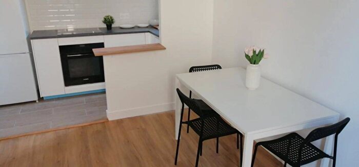 Appartement à louer - Le Pré Gentil, Rosny-sous-Bois - 2 pièces