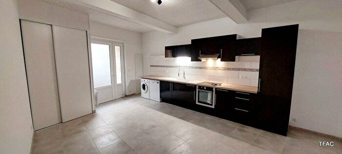 Maison à louer - Blaye - 4 pièces - 3 chambres