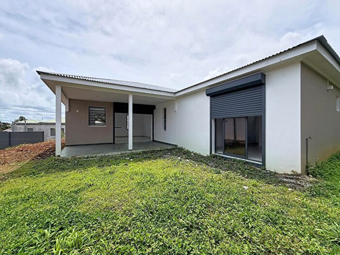 Maison à vendre - Baie-Mahault - 4 pièces - 3 chambres