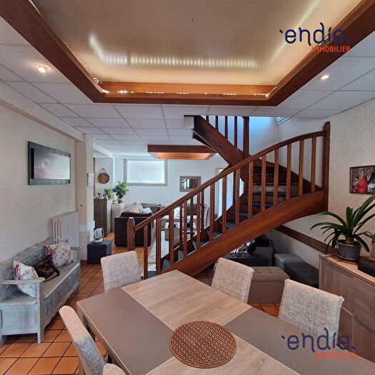 Maisons à vendre et appartements à louer - 3