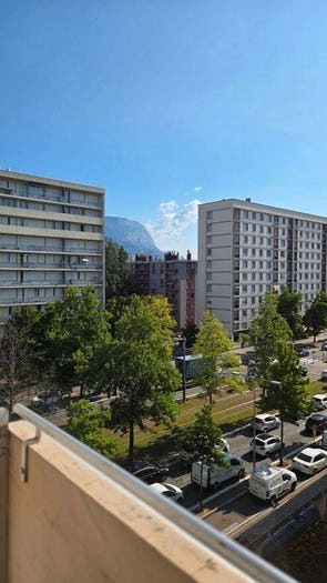 Abry, Grenoble : Appartement 3 pièces à louer
