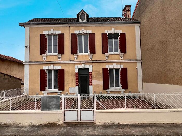 Maisons à vendre et appartements à louer - 1