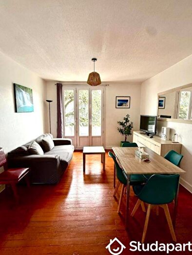 Appartement à louer - Abry, Grenoble - 1 pièce - 3 chambres