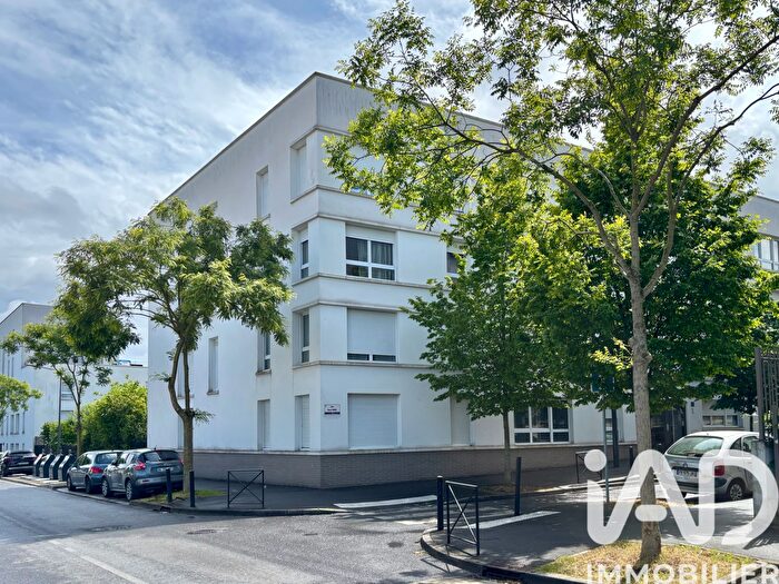 Appartement 4 pièces à vendre - Goussainville, Grenelle, Grandes-Bornes
