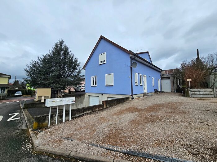 Maisons à vendre et appartements à louer - 3