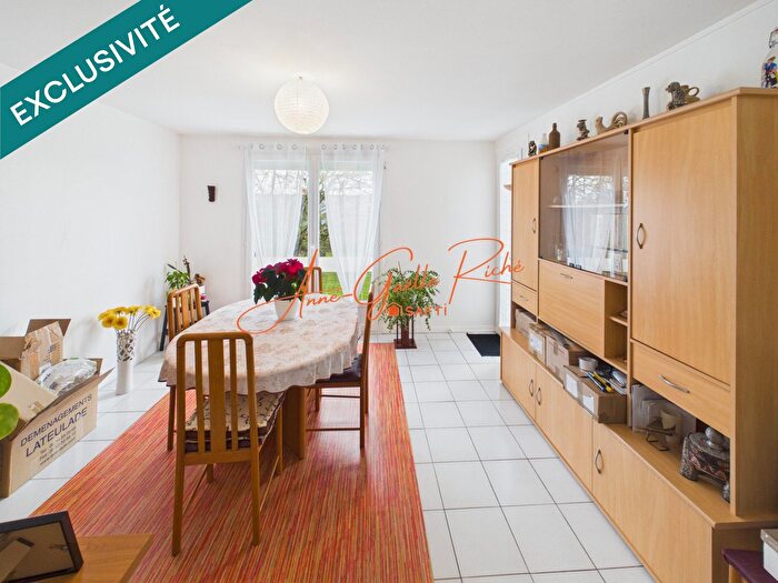 Appartement à vendre - Rochefort, Faubourg Nord, Stade Philaudrie - 4 pièces - 3 chambres