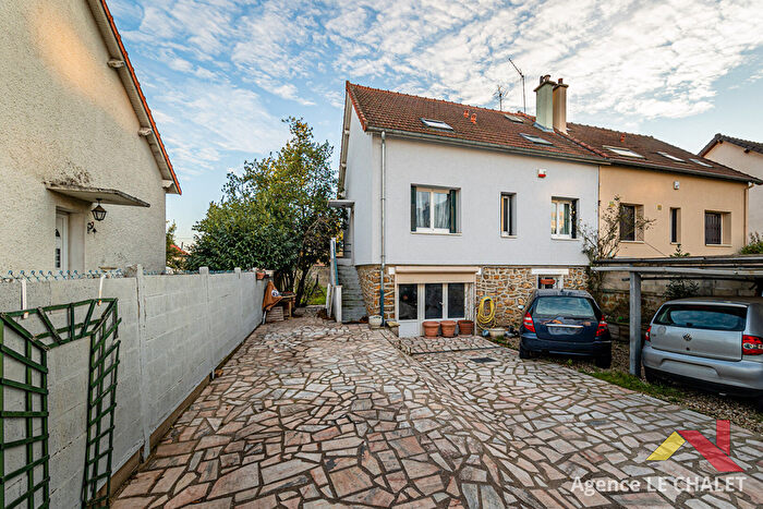 Maison 5 pièces à vendre à Villeneuve-le-Roi, Plateau Gare