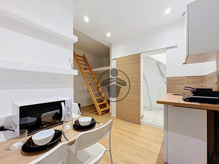 Saint-Quentin, Saint-Jean : Appartement 1 pièce à louer