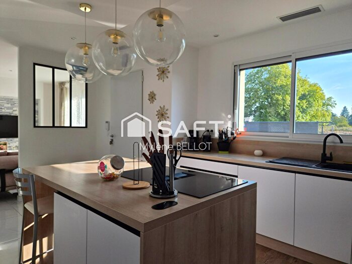Maison 5 pièces à Contres, à vendre