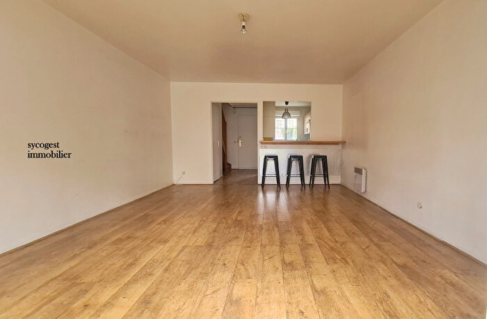 Maison à vendre - Bondy, La Mare à Veuve - 3 pièces - 2 chambres