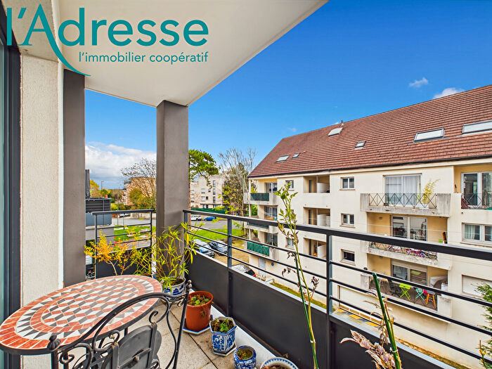 Noisy-le-Grand, Centre-ville - Appartement 3 pièces à vendre