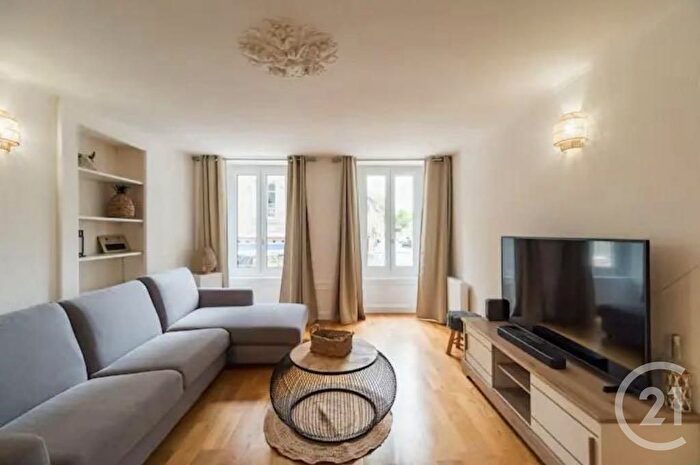 Appartement à vendre - Guingamp - 5 pièces - 4 chambres