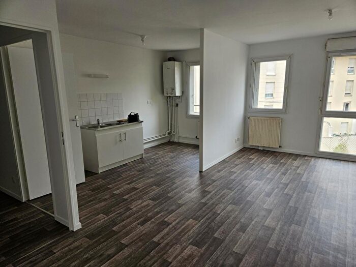 Melun, Rive de Seine, Sud - Appartement 3 pièces à vendre