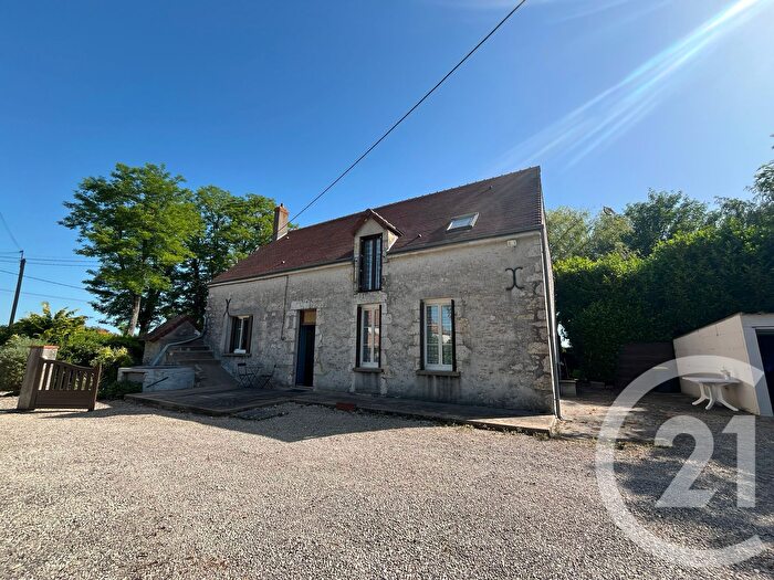 Maison 5 pièces à Ouzouer-le-Marché, à vendre