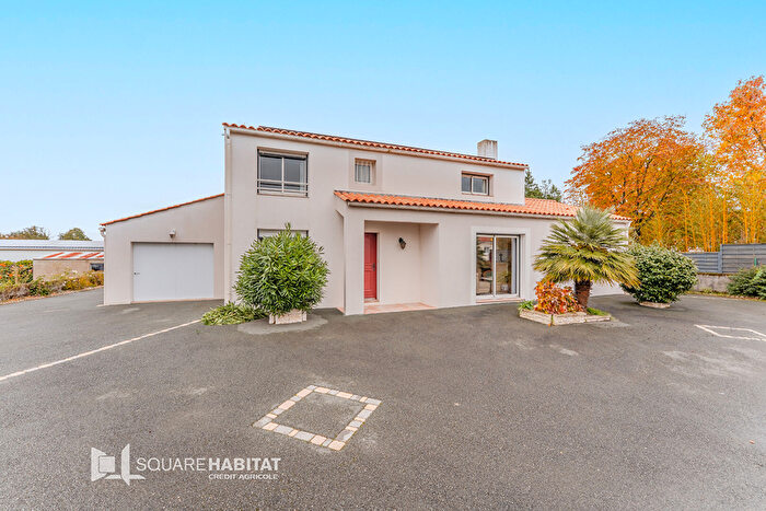 Maison à vendre - Maché - 5 pièces - 3 chambres