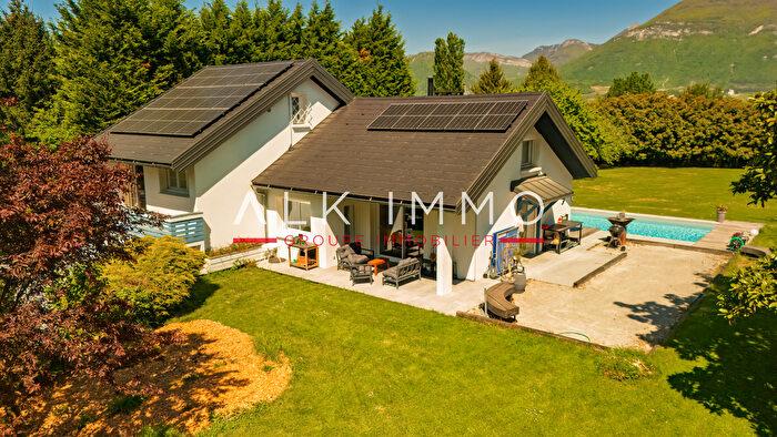 Maison 8 pièces à vendre à Apremont