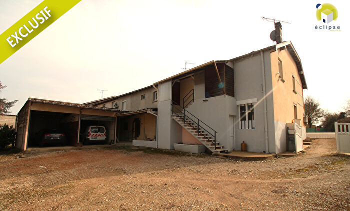 Maison à vendre - Polliat - 5 pièces - 3 chambres