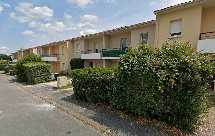 Maison à louer - Fargues Saint Hilaire - 4 pièces - 3 chambres