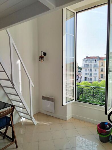Appartement à louer - Nice, Centre-ville - 2 pièces - 1 chambre