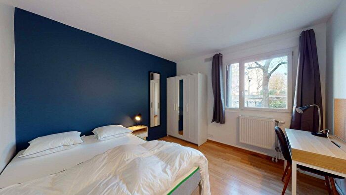 Appartement à louer - Le Pas du Lac, Montigny-le-Bretonneux - 1 pièce