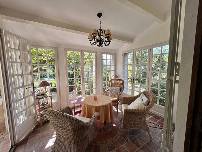 Maison à vendre - Vernègues - 6 pièces - 5 chambres