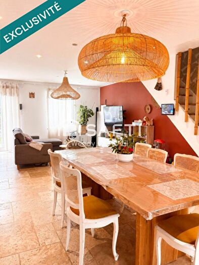 Maison 4 pièces à vendre à Hyères, Pyanet