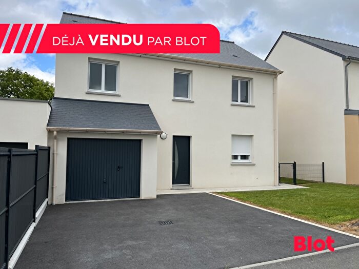 Maison à vendre - Bréal-sous-Montfort - 6 pièces - 5 chambres