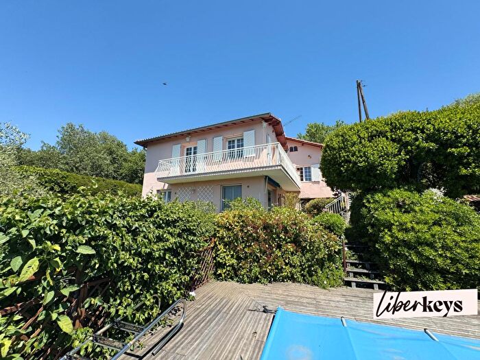 Contes - Maison 6 pièces à vendre