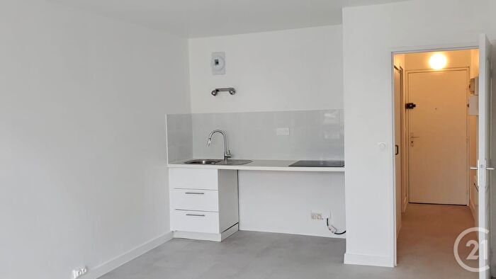 Appartement à louer - Maisons-Alfort, Centre-ville - 1 pièce