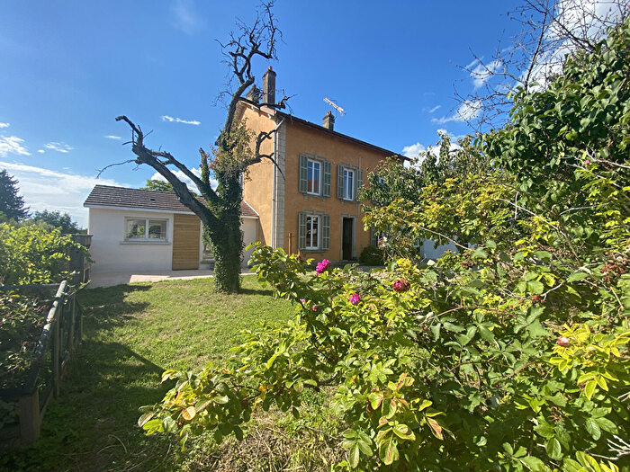 Maison à vendre - Châtel-sur-Moselle - 10 pièces - 7 chambres