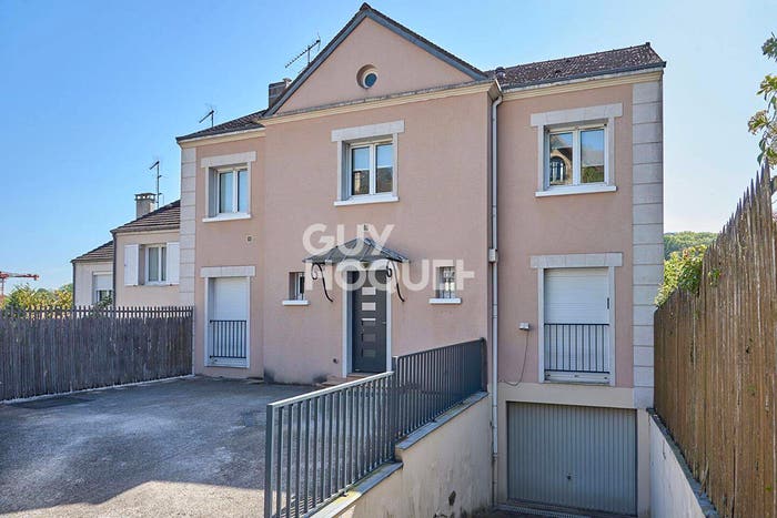 Maison 7 pièces à Monesse-Roger Salendro, Chaville, à louer