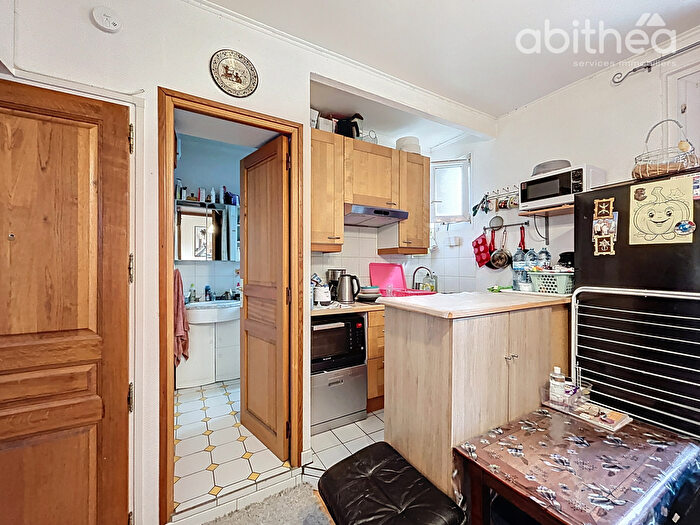 Appartement à vendre - Choisy-le-Roi, Gondoles - 2 pièces - 1 chambre