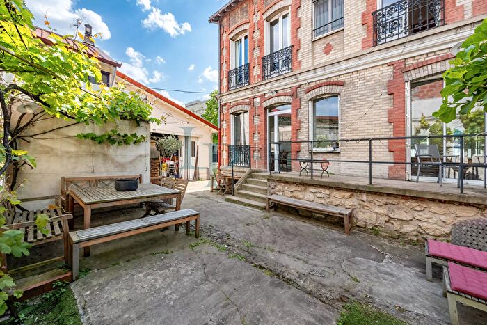 Maison 11 pièces à vendre - Ivry-sur-Seine, Centre-ville