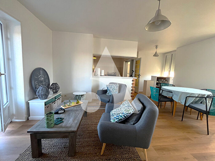 Appartement à vendre - Chalonnes-sur-Loire - 3 pièces - 2 chambres