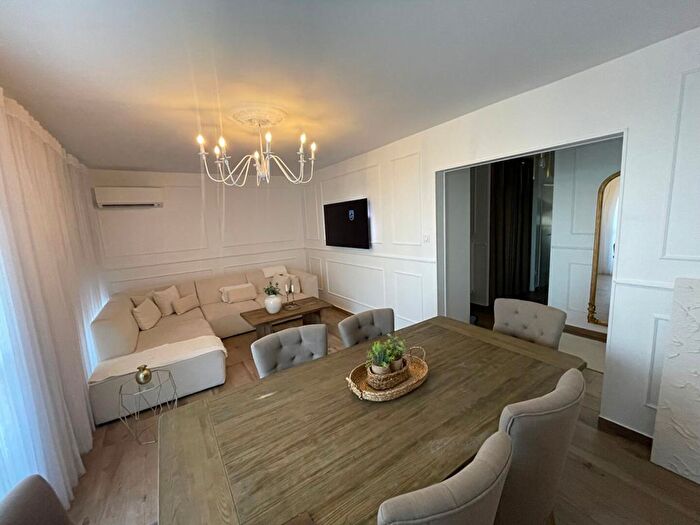 Appartement à vendre - Valence, Le Plan - 5 pièces - 3 chambres