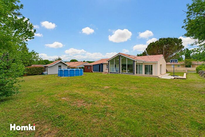 Maison 4 pièces à vendre à Camarsac