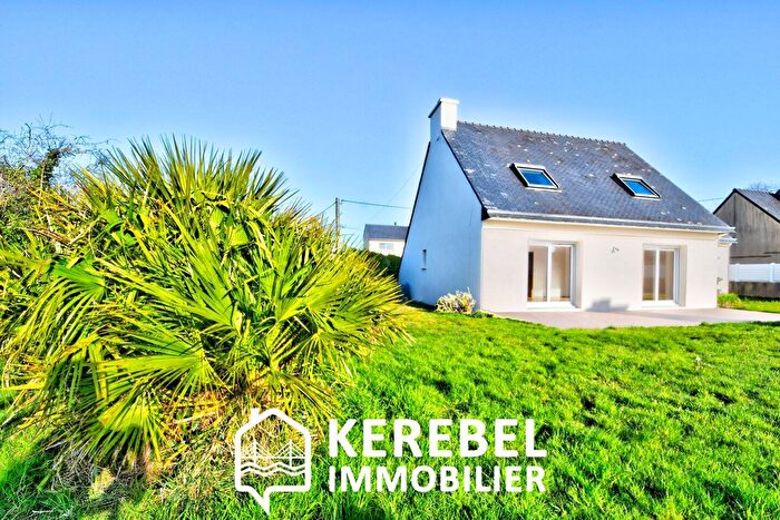 Maison à louer - Plougastel-Daoulas - 6 pièces - 5 chambres