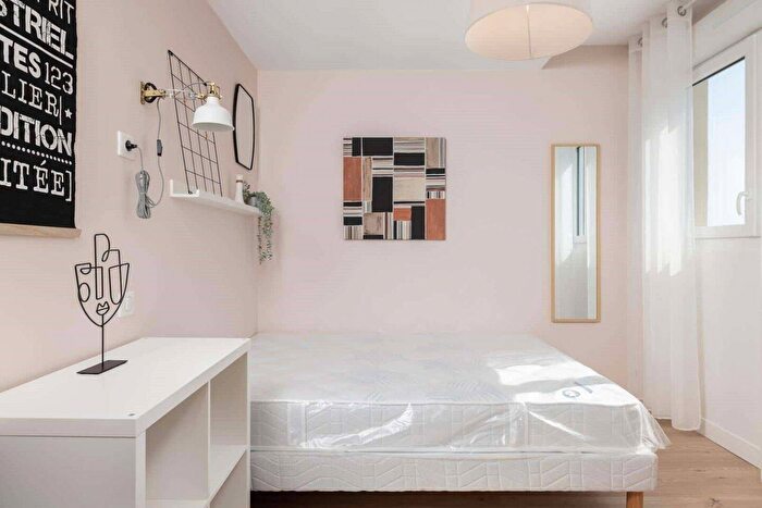 Appartement à louer - Centre Ville, Mérignac - 1 pièce