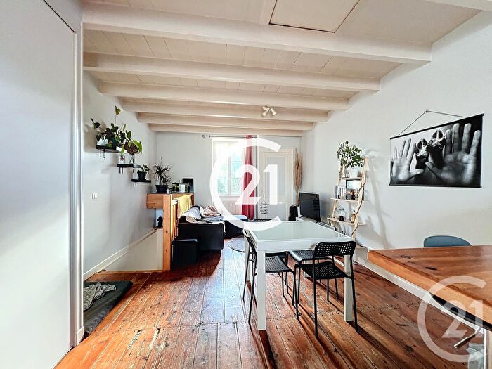 Maison à vendre - Cognac, Saint-Martin - 2 pièces - 1 chambre