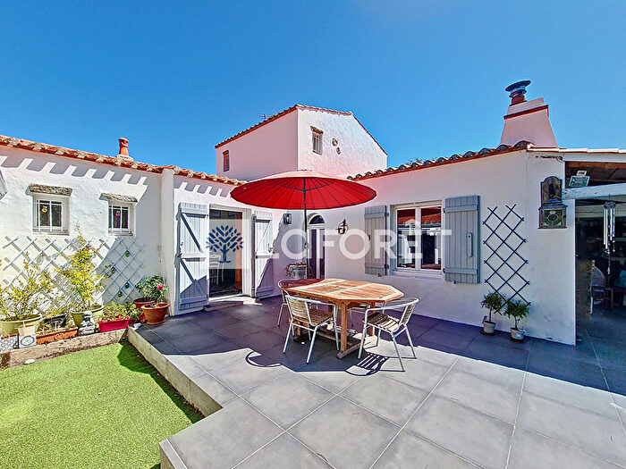 Maison à vendre - Noirmoutier-en-lîle, Centre-ville, Cinq Chemins - 6 pièces - 3 chambres