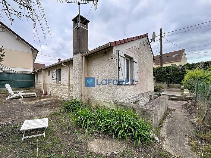 Maison à louer - Saintry-sur-Seine - 4 pièces - 3 chambres