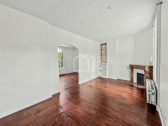 Suresnes, Plateau Ouest : Appartement 2 pièces à vendre