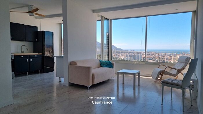 Appartement à vendre - Marseille e , La Panouse - 5 pièces - 3 chambres